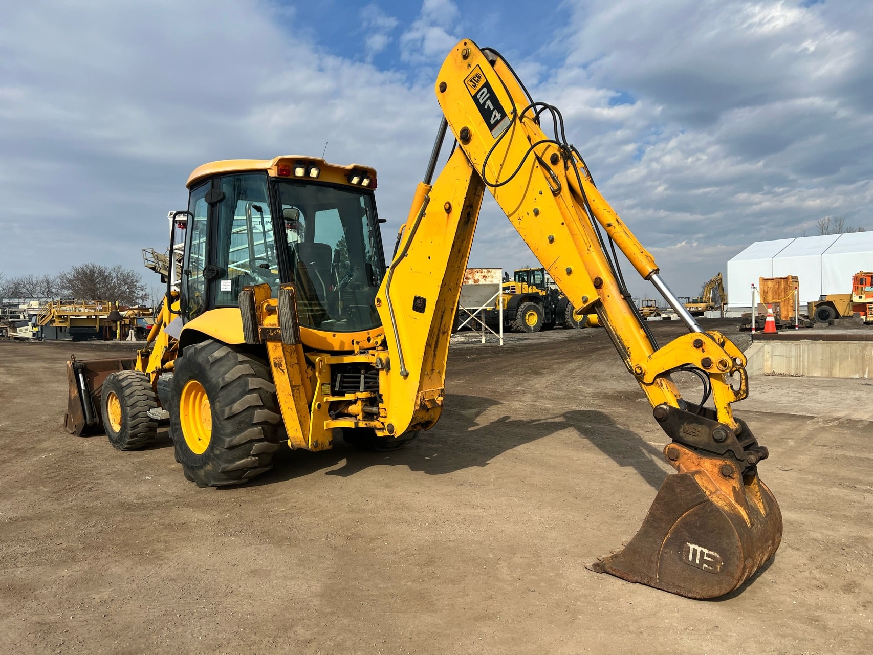 JCB 214 For Sale - H62314 - AIS Construction Equipment